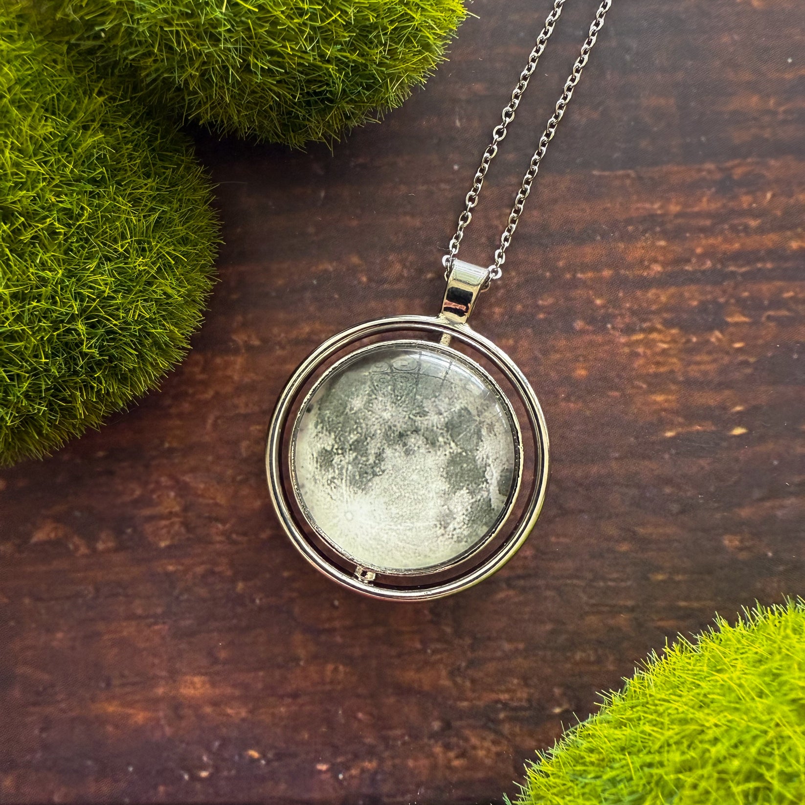 Full Moon Double Sided Fidget Pendant Necklace – Yugen Handmade
